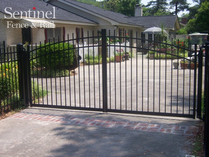 Aluminum Rainbow Gates | Sentinel Fence and Rail