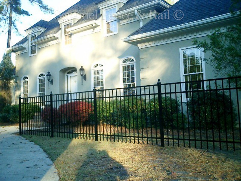 Sierra Aluminum Fencing | Sentinel Fence and Rail