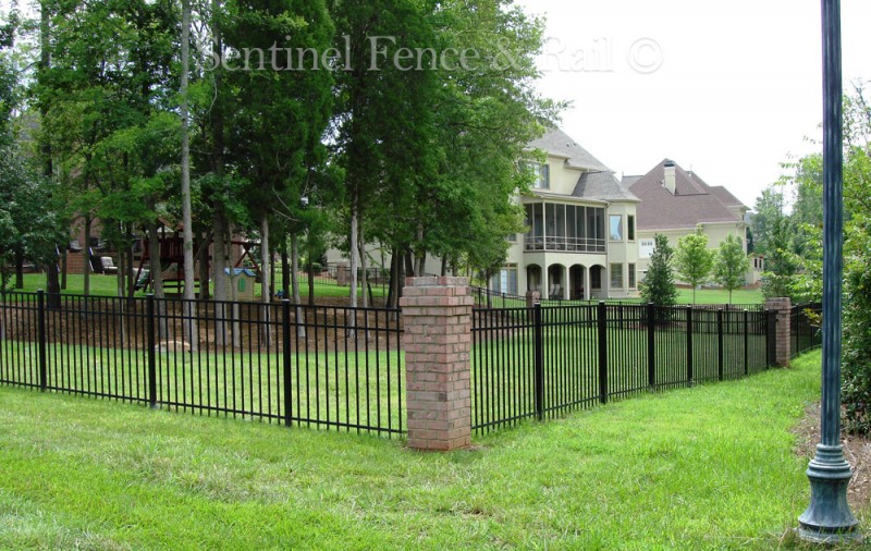 Sierra Aluminum Fencing | Sentinel Fence and Rail